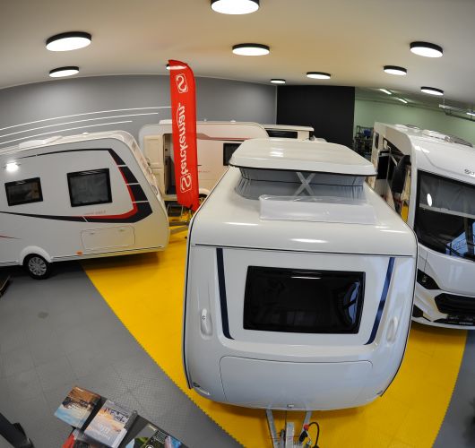 Půjčování a prodej karavanů Benimar, Sunlight, Sterckeman ...